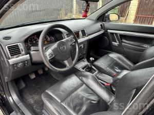Melns Opel Vectra 2006 Rēzekne, ar dzinēja tilpumu 1.90 L un nobraukumu 292 tūkst. km par 1650 €, foto 9 vietnē AUTOMOTO.COM.LV