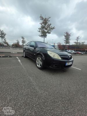Melns Opel Vectra 2006 Klaipėda, ar dzinēja tilpumu 1.90 L un nobraukumu 370 tūkst. km par 1200 €, foto 5 vietnē AUTOMOTO.COM.LV