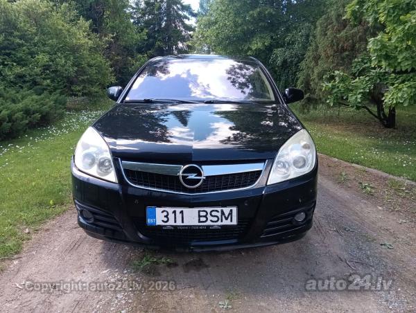 Melns Opel Vectra 2008 Peltsamā, ar dzinēja tilpumu 1.90 L un nobraukumu 256 tūkst. km par 500 €, foto 1 vietnē AUTOMOTO.COM.LV