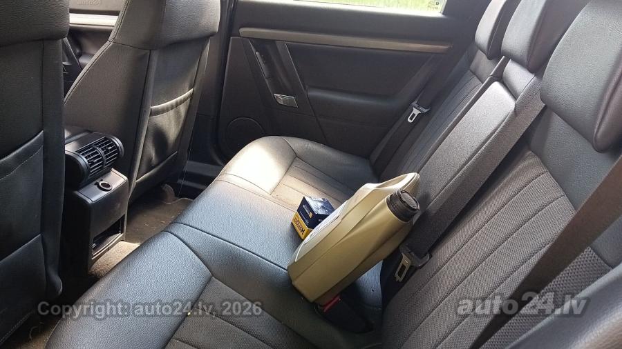 Черный Опель Вектра 2008 в Пылтсамаа, объемом двигателя 1.90 л и пробегом 256 тыс. км за 500 €, фото 9 на AUTOMOTO.COM.LV