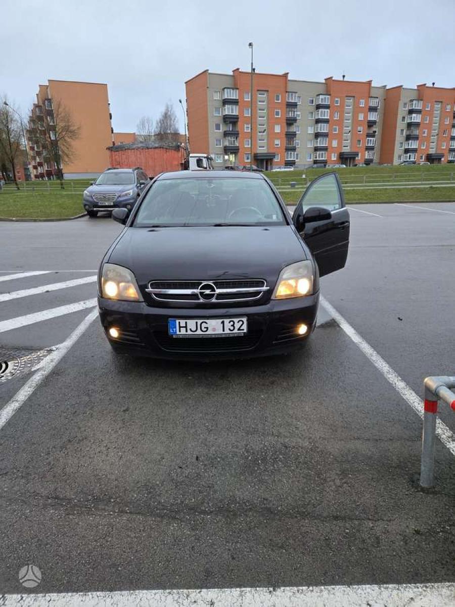 Melns Opel Vectra 2024 Klaipėda, ar dzinēja tilpumu 1.90 L un nobraukumu 298 tūkst. km par 900 €, foto 1 vietnē AUTOMOTO.COM.LV