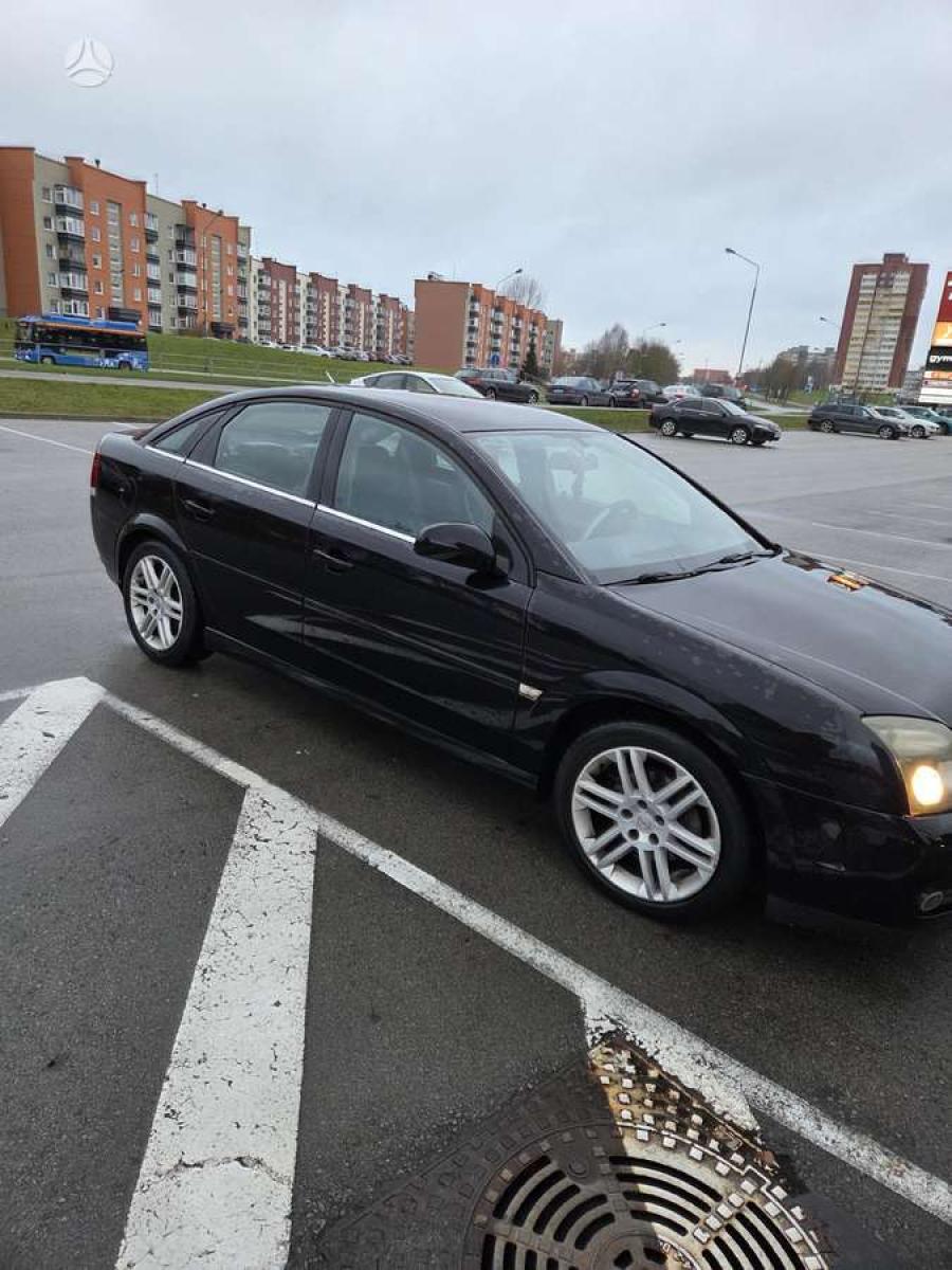 Melns Opel Vectra 2024 Klaipėda, ar dzinēja tilpumu 1.90 L un nobraukumu 298 tūkst. km par 900 €, foto 8 vietnē AUTOMOTO.COM.LV
