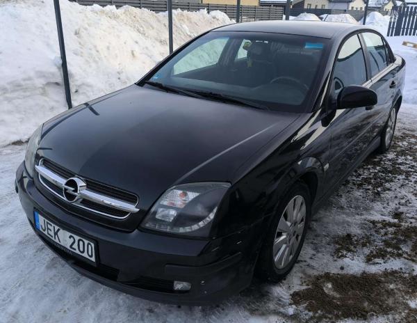 Melns Opel Vectra 2002 Klaipėda, ar dzinēja tilpumu 2.20 L un nobraukumu 349 tūkst. km par 850 €, foto 1 vietnē AUTOMOTO.COM.LV