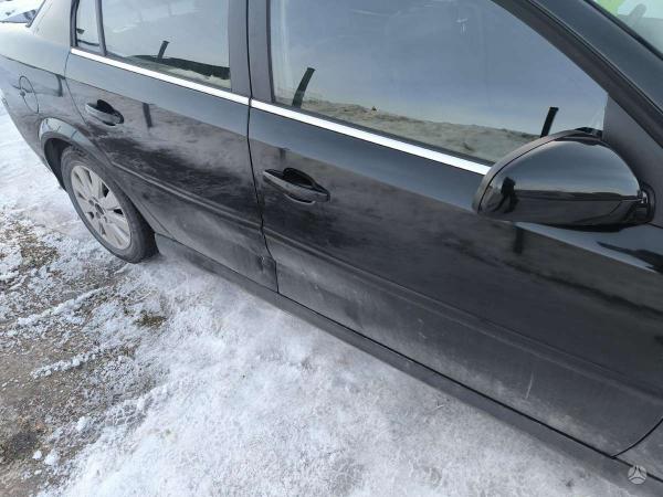 Melns Opel Vectra 2002 Klaipėda, ar dzinēja tilpumu 2.20 L un nobraukumu 349 tūkst. km par 850 €, foto 8 vietnē AUTOMOTO.COM.LV
