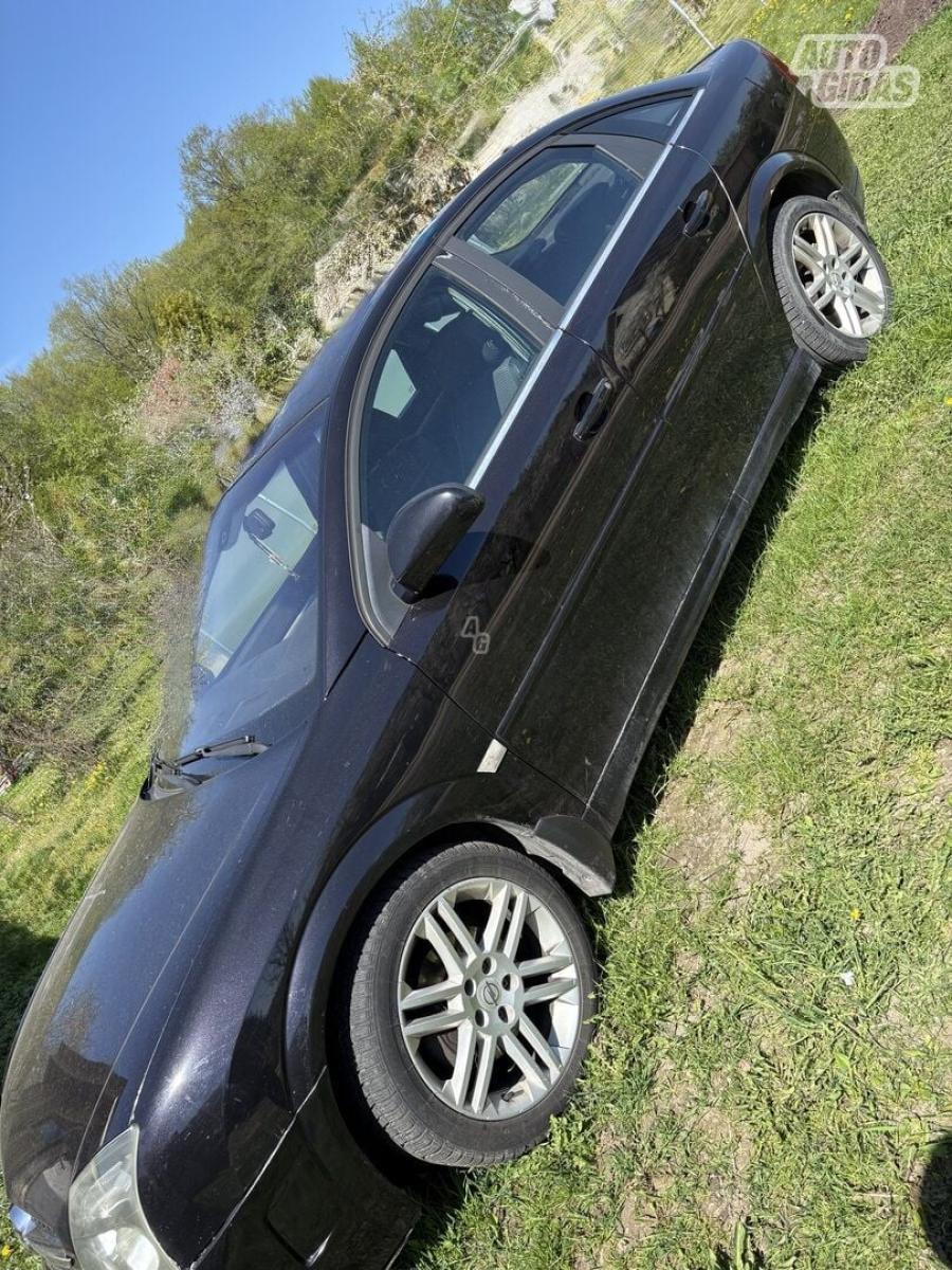 Melns Opel Vectra 2003 Alīta, ar dzinēja tilpumu 2.20 L un nobraukumu 1 tūkst. km par 500 €, foto 4 vietnē AUTOMOTO.COM.LV
