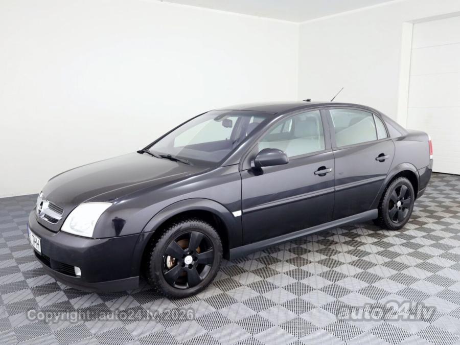 Black Opel Vectra 2004 in Tallinn, with an engine capacity of 2.20 L and mileage of 427 thousand km for 1099 €, photo 2 on AUTOMOTO.COM.LV