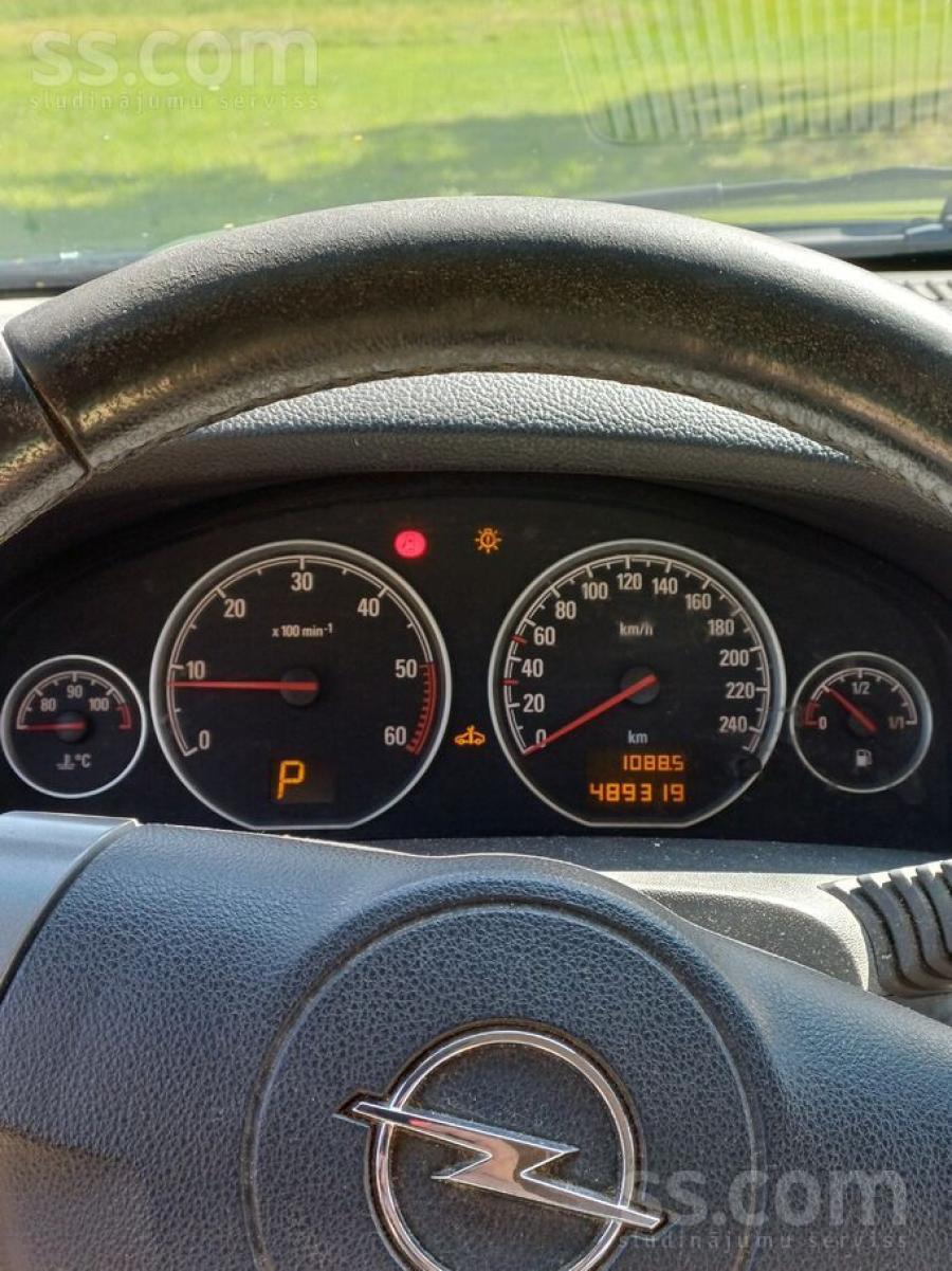 Melns Opel Vectra 2006 Ventspils, ar dzinēja tilpumu 1.90 L un nobraukumu 489 tūkst. km par 700 €, foto 9 vietnē AUTOMOTO.COM.LV
