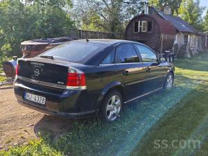 Черный Опель Вектра 2006 в Салдус, объемом двигателя 1.80 л и пробегом 382 тыс. км за 1100 €, фото 4 на AUTOMOTO.COM.LV
