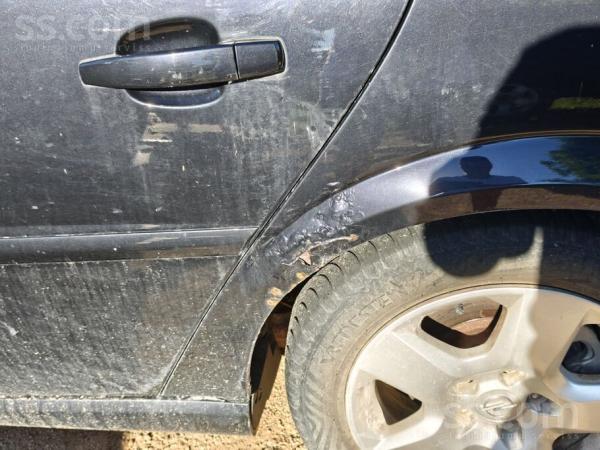 Melns Opel Vectra 2006 Saldus, ar dzinēja tilpumu 1.80 L un nobraukumu 382 tūkst. km par 1100 €, foto 6 vietnē AUTOMOTO.COM.LV