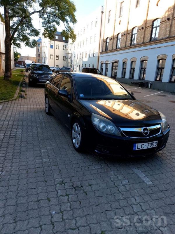 Melns Opel Vectra 2007 Rīga, ar dzinēja tilpumu 2.20 L un nobraukumu 240 tūkst. km par 900 €, foto 2 vietnē AUTOMOTO.COM.LV