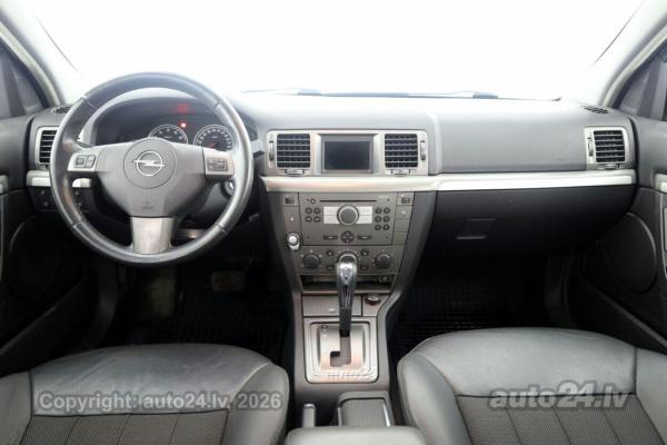 Melns Opel Vectra 2008 Tallina, ar dzinēja tilpumu 2.20 L un nobraukumu 244 tūkst. km par 1499 €, foto 5 vietnē AUTOMOTO.COM.LV