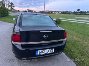 Melns Opel Vectra 2008 Tallina, ar dzinēja tilpumu 2.20 L un nobraukumu 254 tūkst. km par 1199 €, foto 4 vietnē AUTOMOTO.COM.LV