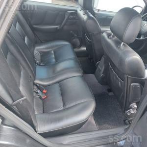 Black Opel Vectra 2002 in Riga, with an engine capacity of 1.80 L and mileage of 153 thousand km for 1350 €, photo 12 on AUTOMOTO.COM.LV