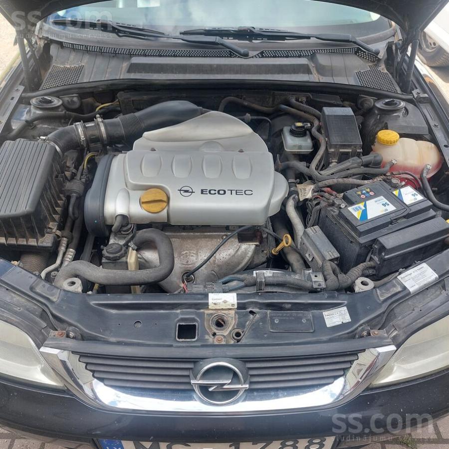 Black Opel Vectra 2002 in Riga, with an engine capacity of 1.80 L and mileage of 153 thousand km for 1350 €, photo 14 on AUTOMOTO.COM.LV