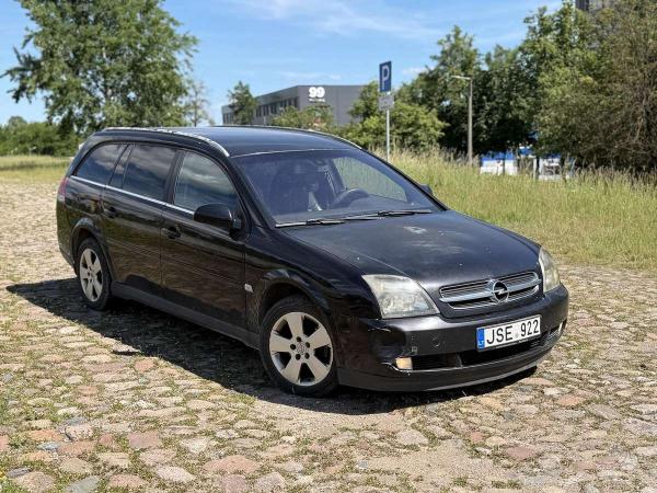 Melns Opel Vectra 2003 Viļņa, ar dzinēja tilpumu 2.17 L un nobraukumu 425 tūkst. km par 999 €, foto 3 vietnē AUTOMOTO.COM.LV
