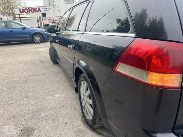 Melns Opel Vectra 2004 Šauļi, ar dzinēja tilpumu 2.20 L un nobraukumu 321 tūkst. km par 999 €, foto 9 vietnē AUTOMOTO.COM.LV