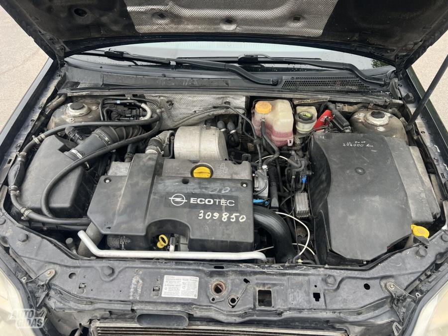 Black Opel Vectra 2004 in Siauliai, with an engine capacity of 2.20 L and mileage of 321 thousand km for 999 €, photo 23 on AUTOMOTO.COM.LV