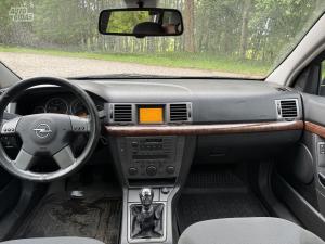 Черный Опель Вектра 2004 в Плунге, объемом двигателя 2.20 л и пробегом 430 тыс. км за 1200 €, фото 12 на AUTOMOTO.COM.LV