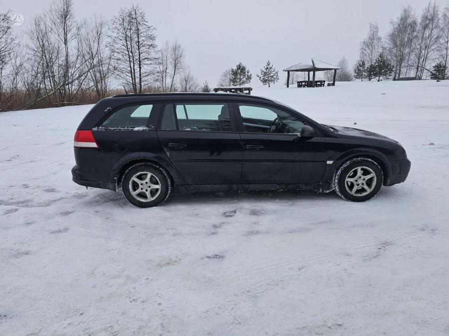 Melns Opel Vectra 2005 Vilkaviškis, ar dzinēja tilpumu 1.91 L un nobraukumu 316 tūkst. km par 1500 €, foto 6 vietnē AUTOMOTO.COM.LV