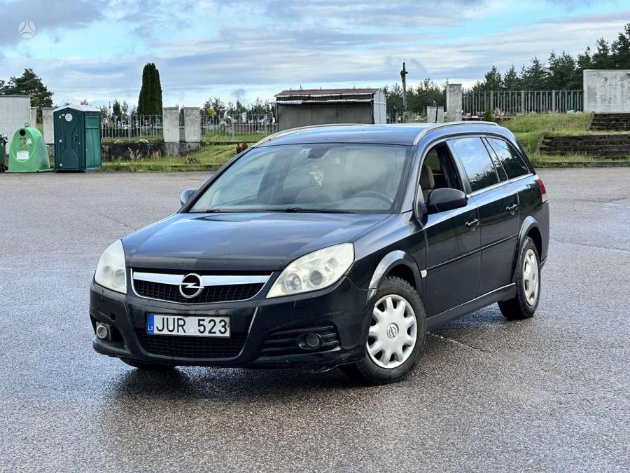 Melns Opel Vectra 2005 Viļņa, ar dzinēja tilpumu 1.91 L un nobraukumu 300 tūkst. km par 599 €, foto 1 vietnē AUTOMOTO.COM.LV