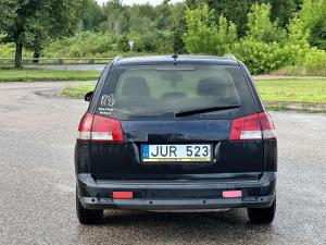 Melns Opel Vectra 2005 Viļņa, ar dzinēja tilpumu 1.91 L un nobraukumu 300 tūkst. km par 599 €, foto 6 vietnē AUTOMOTO.COM.LV