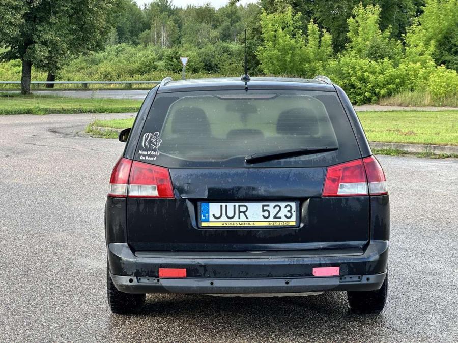 Melns Opel Vectra 2005 Viļņa, ar dzinēja tilpumu 1.91 L un nobraukumu 300 tūkst. km par 599 €, foto 6 vietnē AUTOMOTO.COM.LV