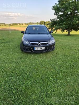 Melns Opel Vectra 2005 Tukums, ar dzinēja tilpumu 1.90 L un nobraukumu 469 tūkst. km par 450 €, foto 1 vietnē AUTOMOTO.COM.LV