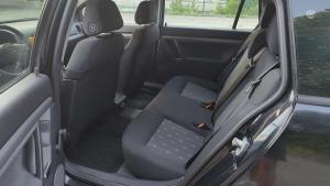Black Opel Vectra 2005 in Ukmerge, with an engine capacity of 1.91 L and mileage of 241 thousand km for 1750 €, photo 10 on AUTOMOTO.COM.LV