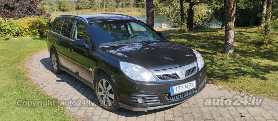 Melns Opel Vectra 2005 Kuresāre, ar dzinēja tilpumu 2.20 L un nobraukumu 240 tūkst. km par 500 €, foto 1 vietnē AUTOMOTO.COM.LV
