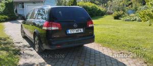 Melns Opel Vectra 2005 Kuresāre, ar dzinēja tilpumu 2.20 L un nobraukumu 240 tūkst. km par 500 €, foto 4 vietnē AUTOMOTO.COM.LV