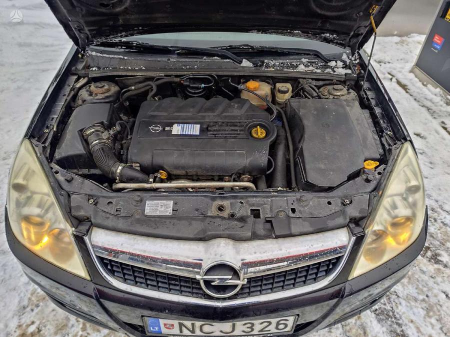 Melns Opel Vectra 2006 Viļņa, ar dzinēja tilpumu 1.90 L un nobraukumu 306 tūkst. km par 1800 €, foto 6 vietnē AUTOMOTO.COM.LV