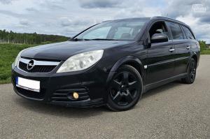 Black Opel Vectra 2006 in Trakai, with an engine capacity of 1.90 L and mileage of 407 thousand km for 600 €, photo 3 on AUTOMOTO.COM.LV