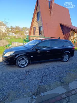 Black Opel Vectra 2006 in Alytus, with an engine capacity of 1.90 L and mileage of 275 thousand km for 1650 €, photo 5 on AUTOMOTO.COM.LV