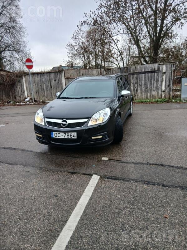 Melns Opel Vectra 2006 Daugavpils, ar dzinēja tilpumu 1.90 L un nobraukumu 355 tūkst. km par 1750 €, foto 2 vietnē AUTOMOTO.COM.LV
