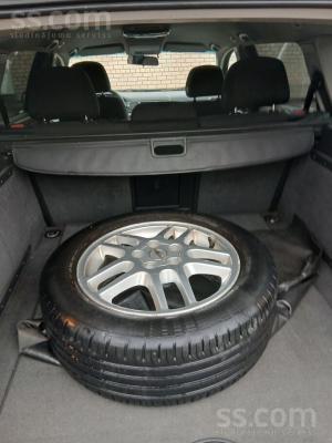 Black Opel Vectra 2006 in Daugavpils, with an engine capacity of 1.90 L and mileage of 355 thousand km for 1750 €, photo 19 on AUTOMOTO.COM.LV