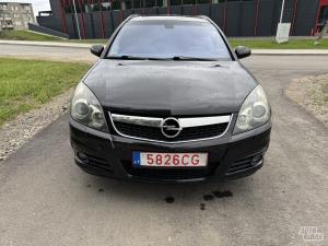 Черный Опель Вектра 2006 в Алитус, объемом двигателя 1.90 л и пробегом 314 тыс. км за 1650 €, фото 3 на AUTOMOTO.COM.LV