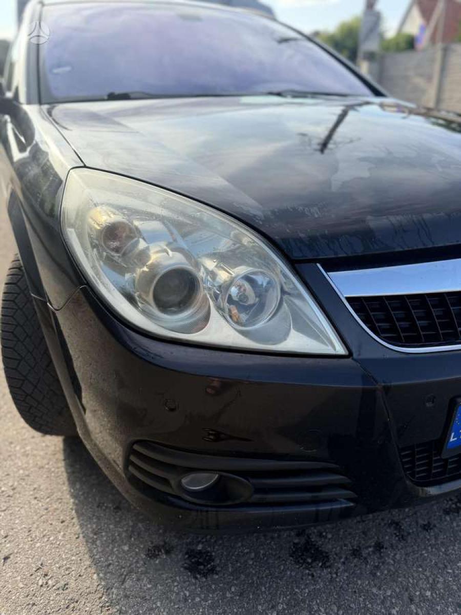 Melns Opel Vectra 2006 Kauņa, ar dzinēja tilpumu 1.91 L un nobraukumu 326 tūkst. km par 1350 €, foto 5 vietnē AUTOMOTO.COM.LV