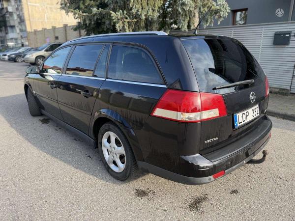 Melns Opel Vectra 2006 Kauņa, ar dzinēja tilpumu 1.91 L un nobraukumu 326 tūkst. km par 1350 €, foto 9 vietnē AUTOMOTO.COM.LV