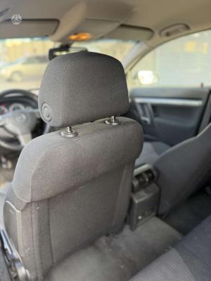 Melns Opel Vectra 2006 Kauņa, ar dzinēja tilpumu 1.91 L un nobraukumu 326 tūkst. km par 1350 €, foto 16 vietnē AUTOMOTO.COM.LV