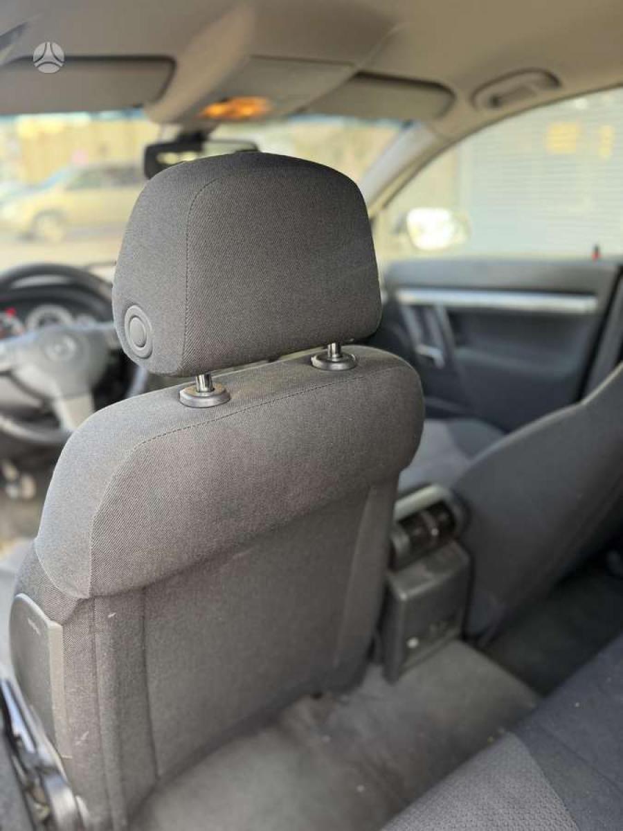 Melns Opel Vectra 2006 Kauņa, ar dzinēja tilpumu 1.91 L un nobraukumu 326 tūkst. km par 1350 €, foto 16 vietnē AUTOMOTO.COM.LV
