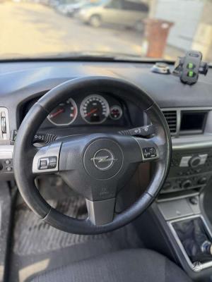 Melns Opel Vectra 2006 Kauņa, ar dzinēja tilpumu 1.91 L un nobraukumu 326 tūkst. km par 1350 €, foto 20 vietnē AUTOMOTO.COM.LV