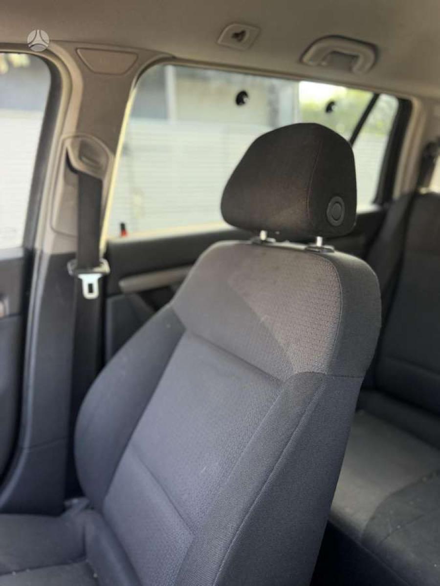 Melns Opel Vectra 2006 Kauņa, ar dzinēja tilpumu 1.91 L un nobraukumu 326 tūkst. km par 1350 €, foto 22 vietnē AUTOMOTO.COM.LV