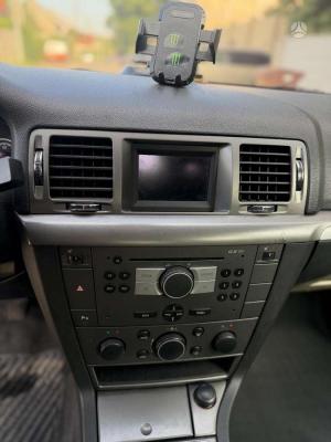 Melns Opel Vectra 2006 Kauņa, ar dzinēja tilpumu 1.91 L un nobraukumu 326 tūkst. km par 1350 €, foto 25 vietnē AUTOMOTO.COM.LV