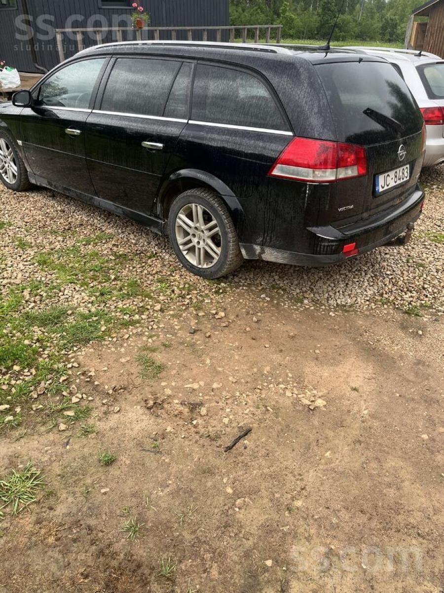 Melns Opel Vectra 2006 Rīga, ar dzinēja tilpumu 1.90 L un nobraukumu 460 tūkst. km par 1450 €, foto 3 vietnē AUTOMOTO.COM.LV
