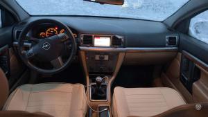 Melns Opel Vectra 2007 Viļņa, ar dzinēja tilpumu 1.91 L un nobraukumu 419 tūkst. km par 1550 €, foto 7 vietnē AUTOMOTO.COM.LV