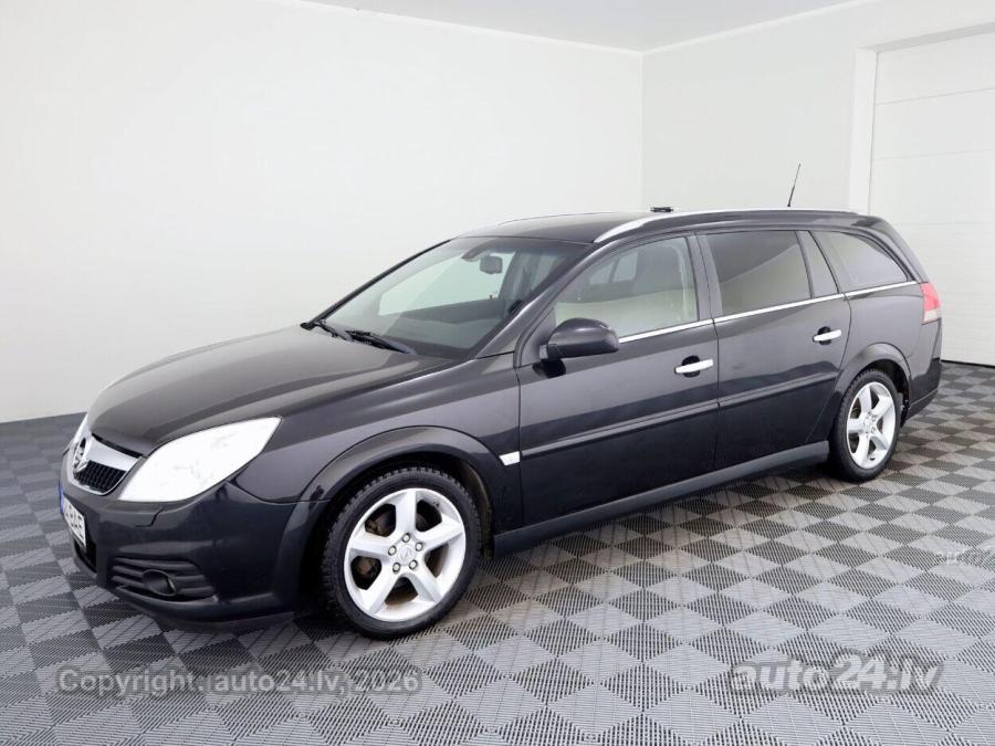 Black Opel Vectra 2007 in Tallinn, with an engine capacity of 2.20 L and mileage of 234 thousand km for 1199 €, photo 2 on AUTOMOTO.COM.LV