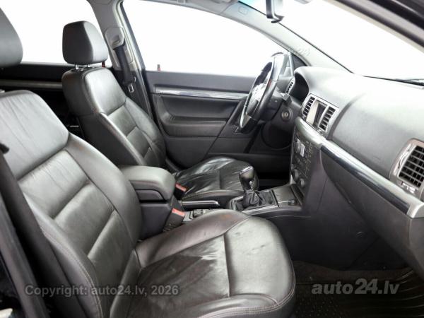 Melns Opel Vectra 2007 Tallina, ar dzinēja tilpumu 2.20 L un nobraukumu 234 tūkst. km par 1199 €, foto 6 vietnē AUTOMOTO.COM.LV