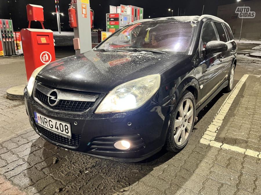 Black Opel Vectra 2007 in Vilnius, with an engine capacity of 1.90 L and mileage of 325 thousand km for 1750 €, photo 16 on AUTOMOTO.COM.LV
