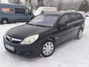 Black Opel Vectra 2007 in Prienai, with an engine capacity of 1.90 L and mileage of 252 thousand km for 2350 €, photo 3 on AUTOMOTO.COM.LV