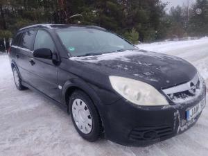 Black Opel Vectra 2007 in Vilnius, with an engine capacity of 1.91 L and mileage of 294 thousand km for 1650 €, photo  on AUTOMOTO.COM.LV
